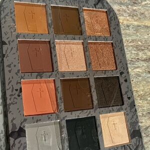 Hot Topic | Makeup | Nib Dead Inside Eyeshadow Palette By Hot Topic ...